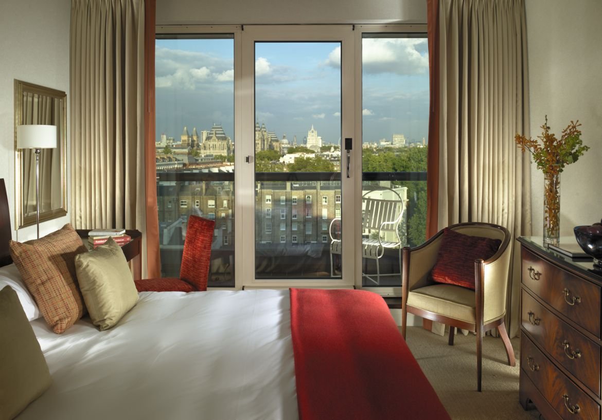 Top 10 Luxury Serviced Apartments London - Book Now! | Urban Stay